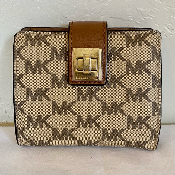 Michael Kors | Bags | Michael Kors Natalie Bifold Wallet | Poshmark